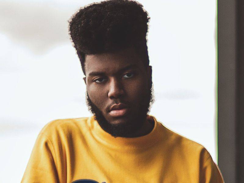 Cantor Khalid lança a vers]ao remix da música "Right Back"